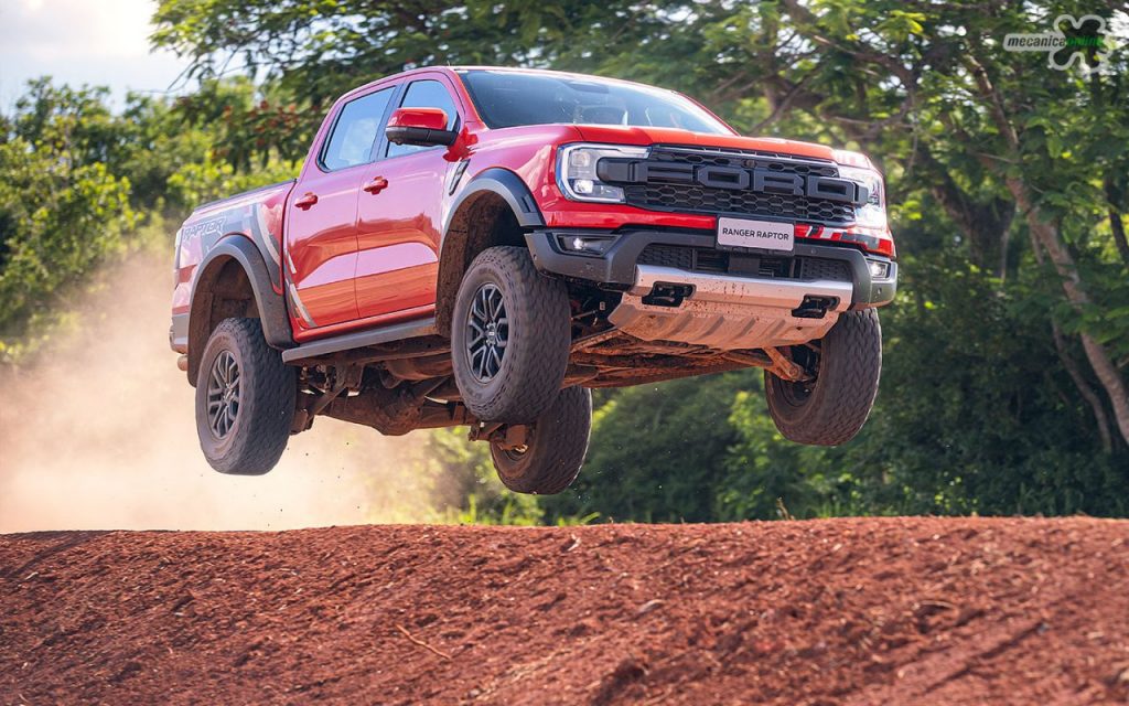 Ford exibe a Ranger Raptor e linha completa de picapes na Coopavel 2024 ...
