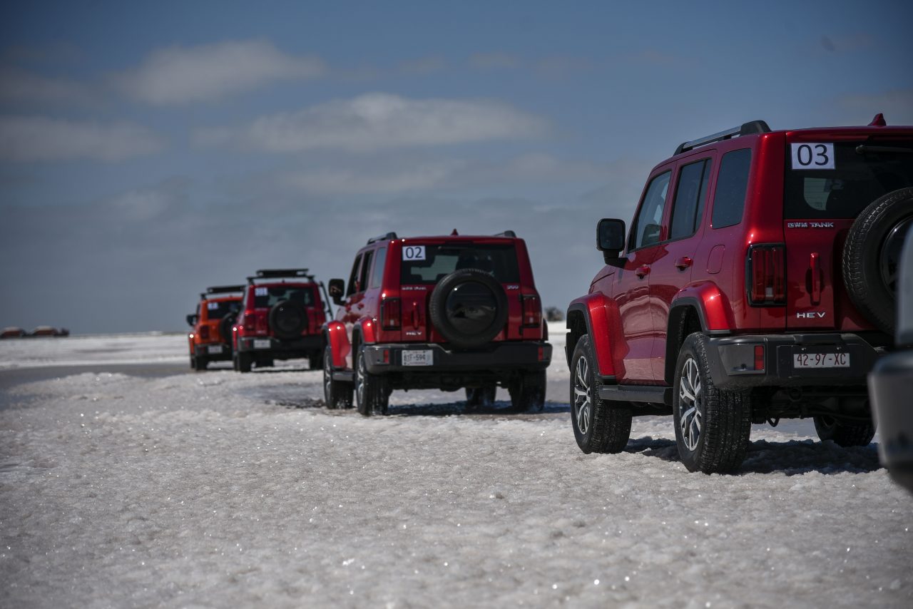 GWM lança SUV híbrido TANK 300 no México | Mecânica Online®| 25 anos ...