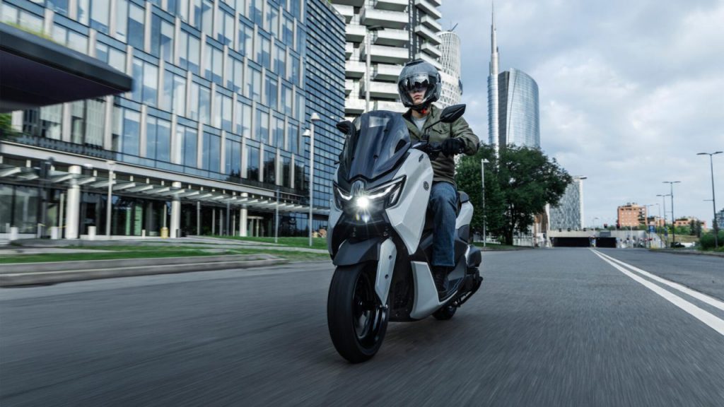 Yamaha NMAX 2025 conquista Red Dot Award e reforça excelência em design ...