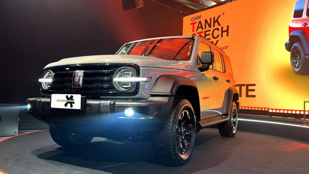 GWM Tank 300 estreia no Brasil com motorização híbrida e capacidade off ...
