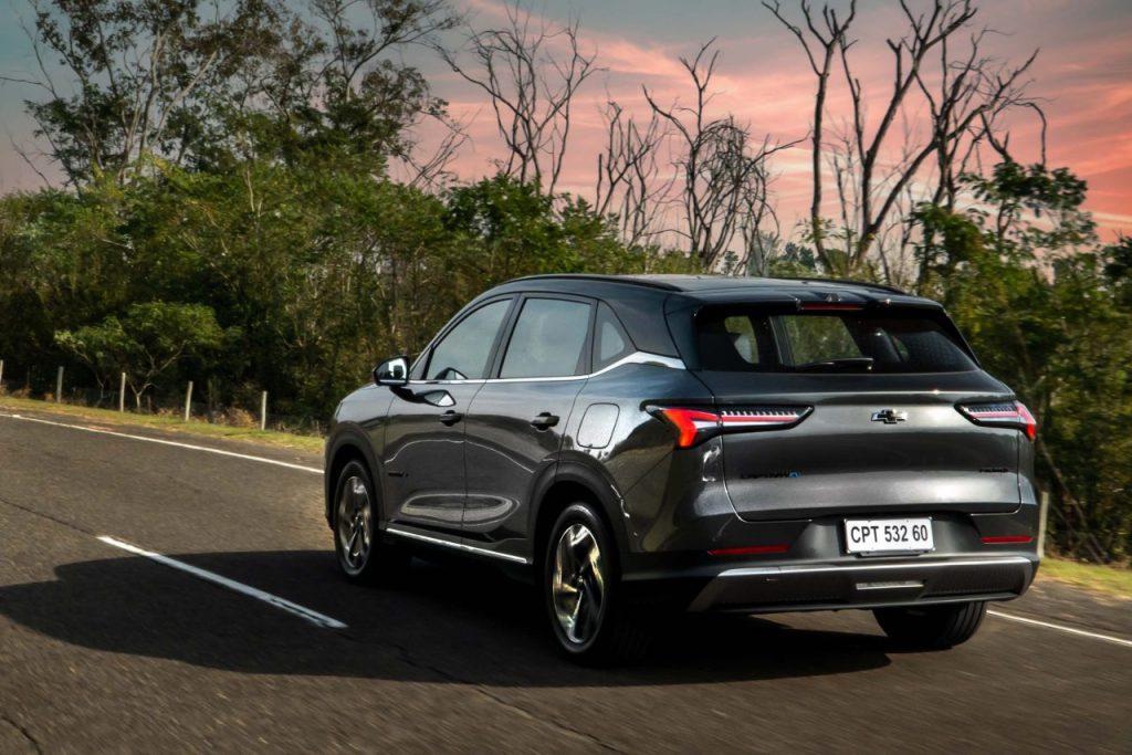 Chevrolet Captiva EV foca em uso real e prepara produção nacional ...