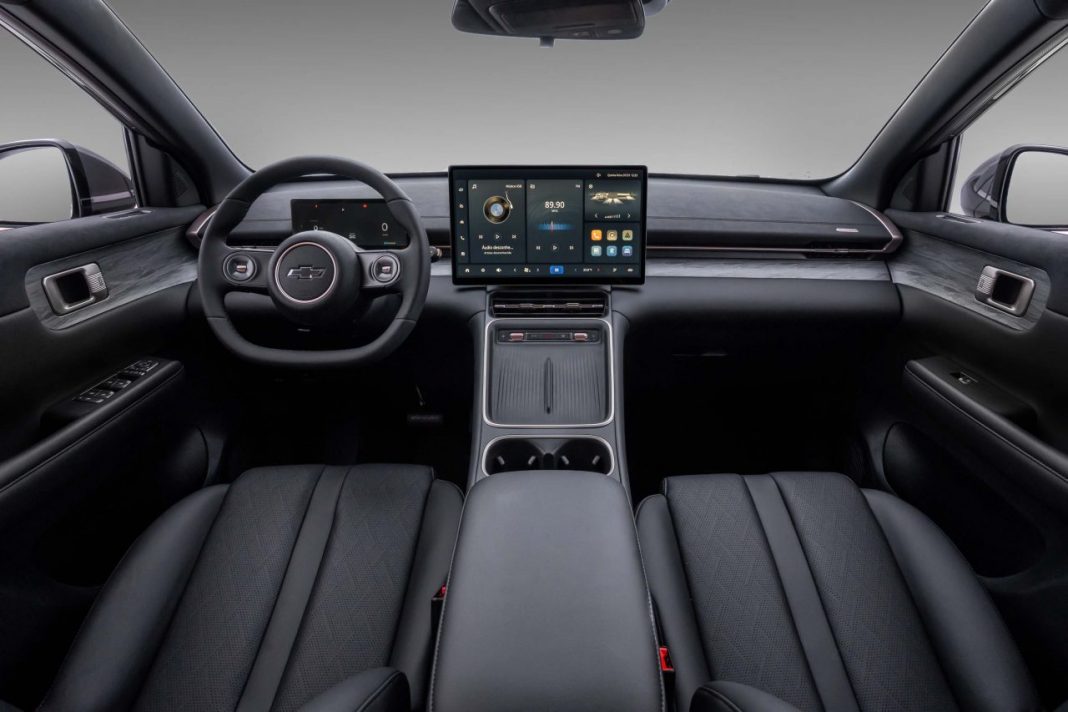 Chevrolet Captiva EV foca em uso real e prepara produção nacional ...